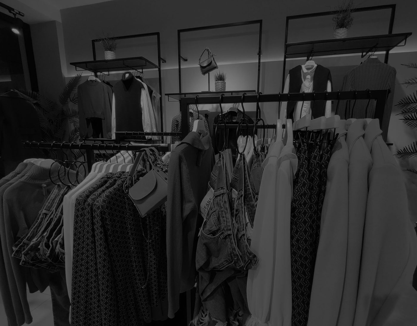 TWO WAY | Abbigliamento Donna | Official Fashion Brand