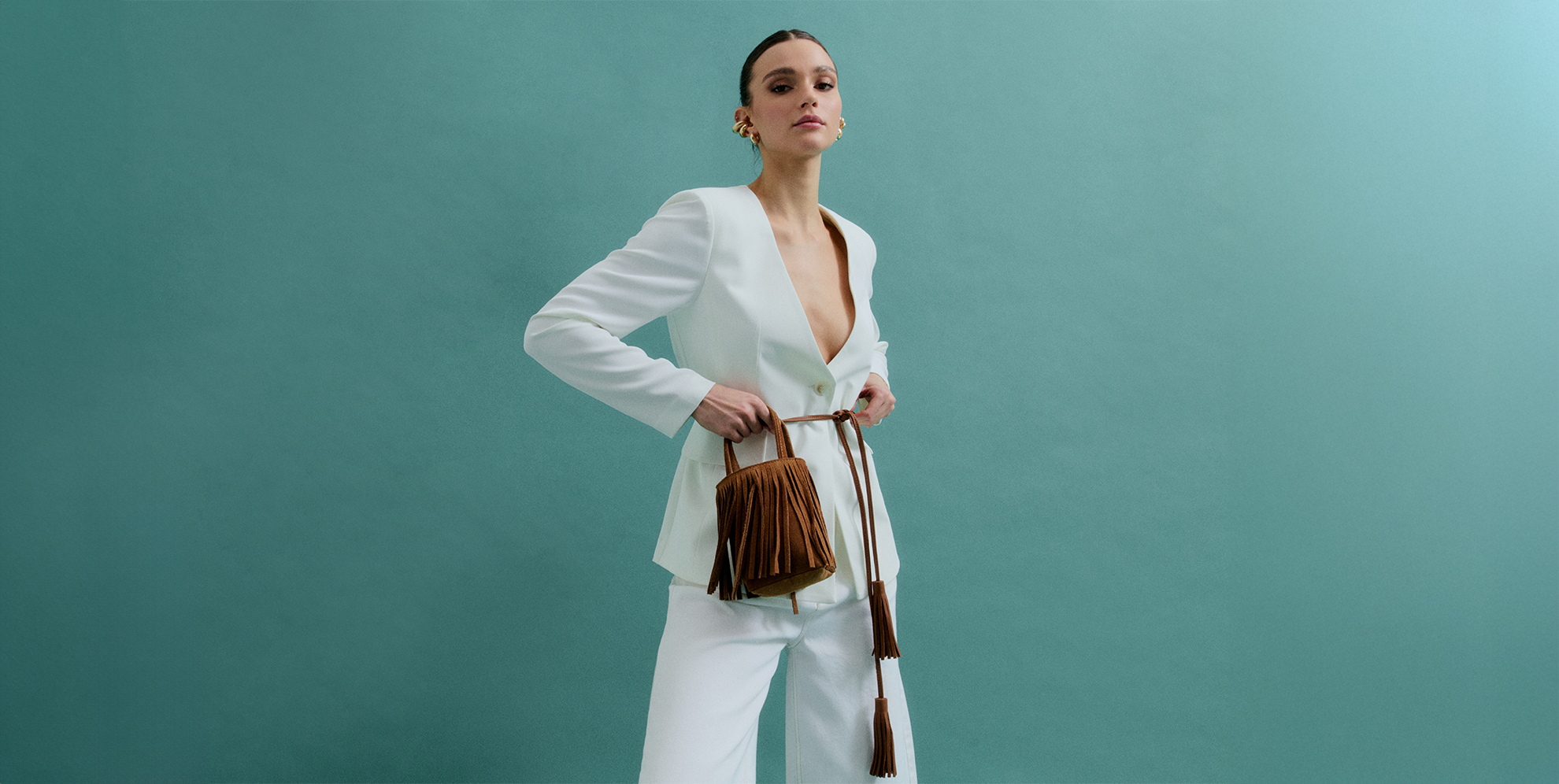 EDITORIAL | 01 - Two Way